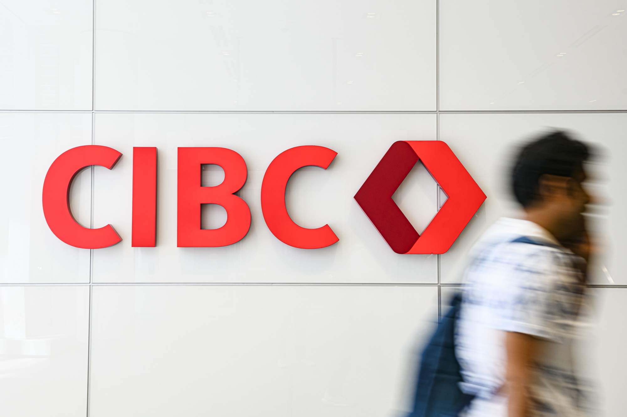 Travaillant à CIBC 【 2025
